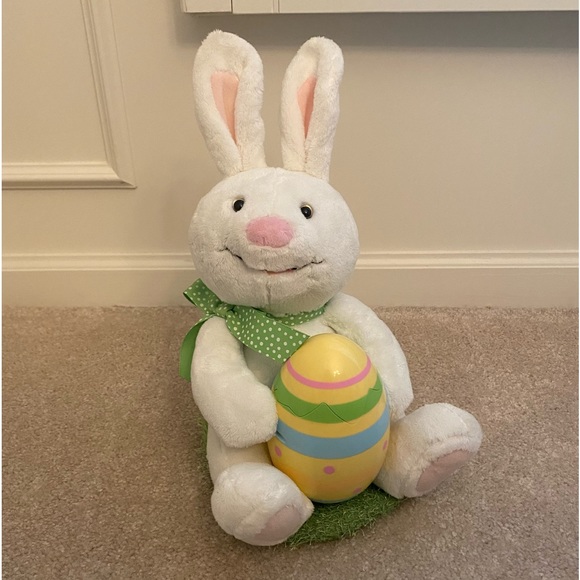 Hallmark | Holiday | Hallmark Rockin Robin Easter Bunny Battery Powered ...